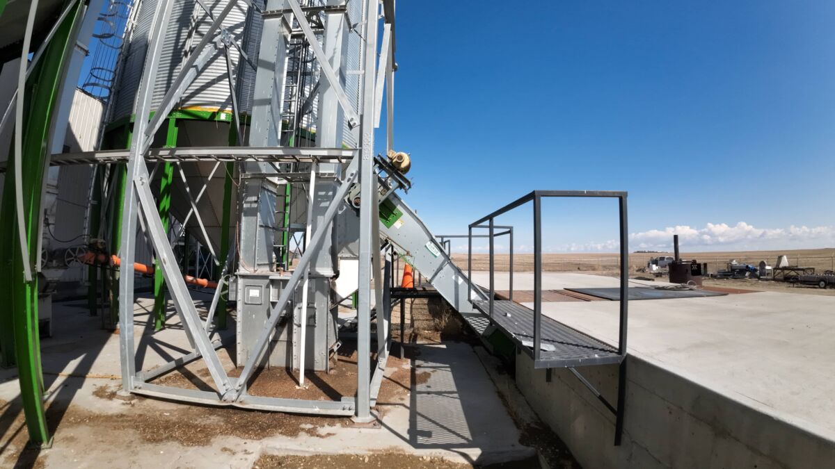Meridian Grain Augers | Chain, Drag Conveyor | Grain Handling Equipment ...