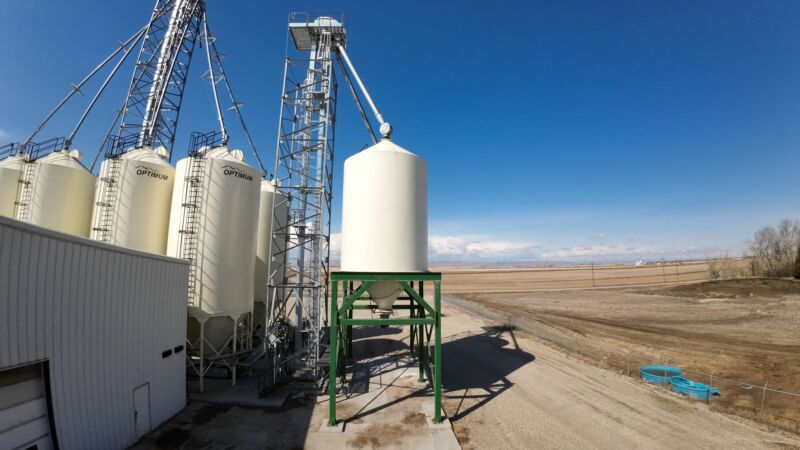 Meridian Grain Augers | Chain, Drag Conveyor | Grain Handling Equipment ...